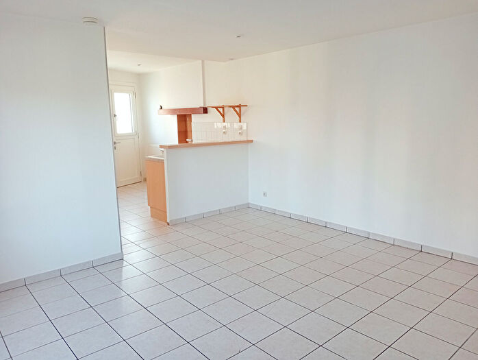 Maison à louer - Chemillé - 3 pièces - 2 chambres