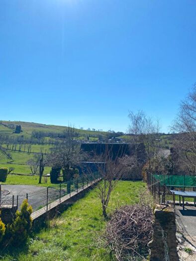 Maison à vendre - Prades-dAubrac - 3 pièces - 2 chambres