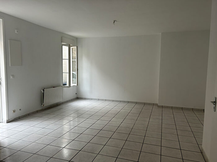 La Flèche, Centre-ville - Maison 3 pièces à louer