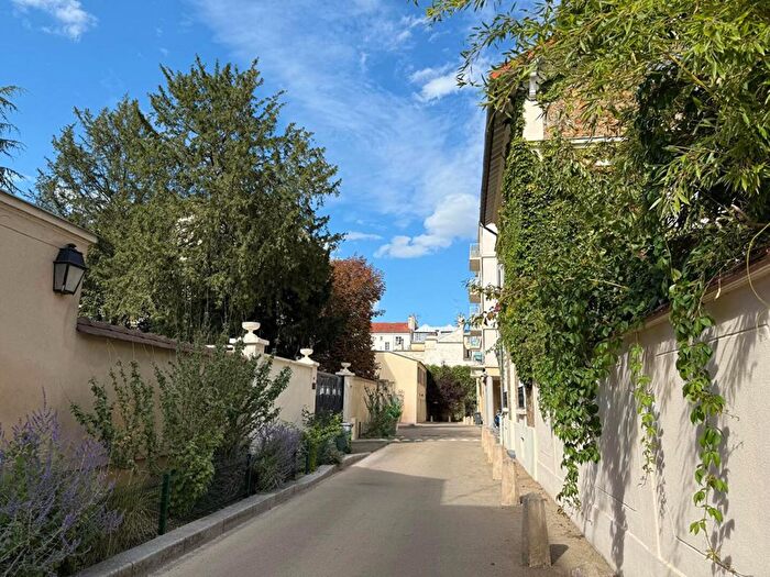 Maison à vendre - Versailles, Notre Dame - 6 pièces - 4 chambres