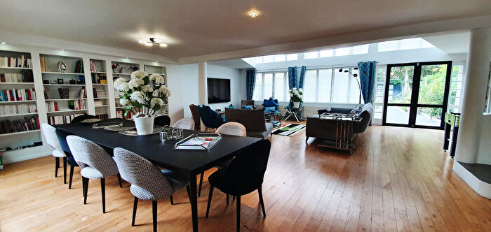 Enghien-les-Bains - Appartement 7 pièces à louer