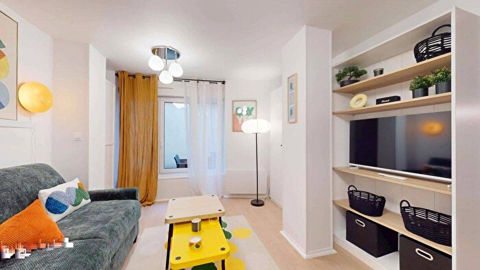 Appartement à louer - Centre Ville, Reims - 1 pièce