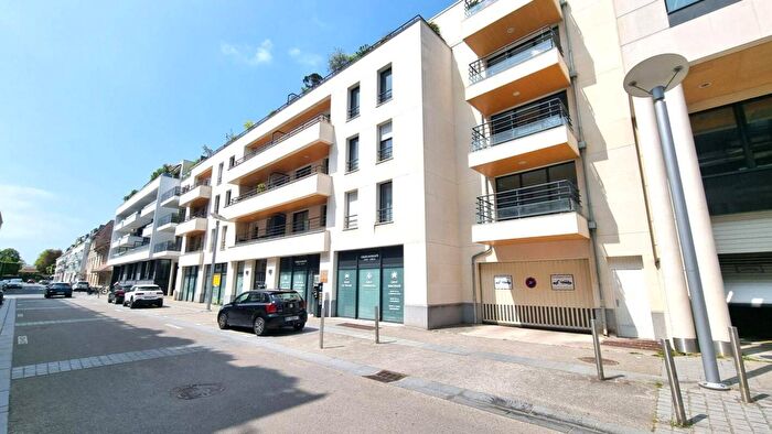 Centre Ancien, Caen : Appartement 1 pièce à louer