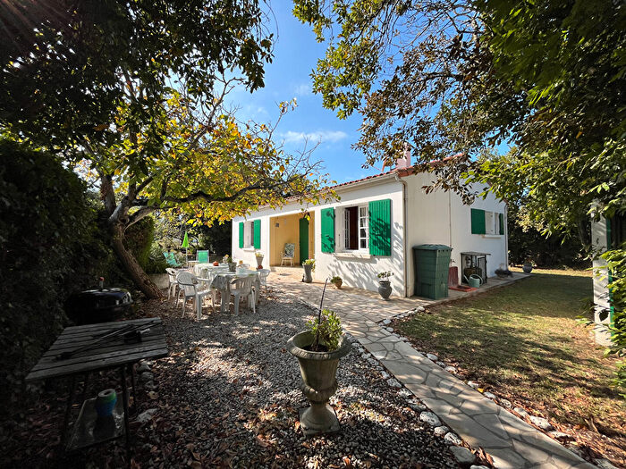 Maison à vendre - Saint-Denis-dOléron - 4 pièces - 2 chambres