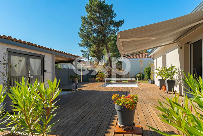 Maison à vendre - Mios - 5 pièces - 3 chambres