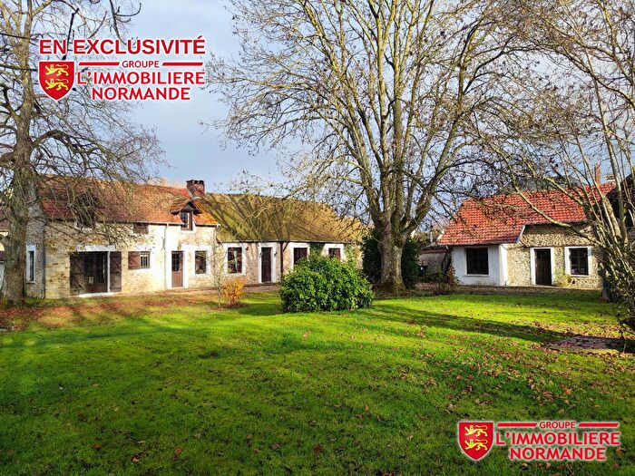 Maison à vendre - Douains - 8 pièces - 5 chambres