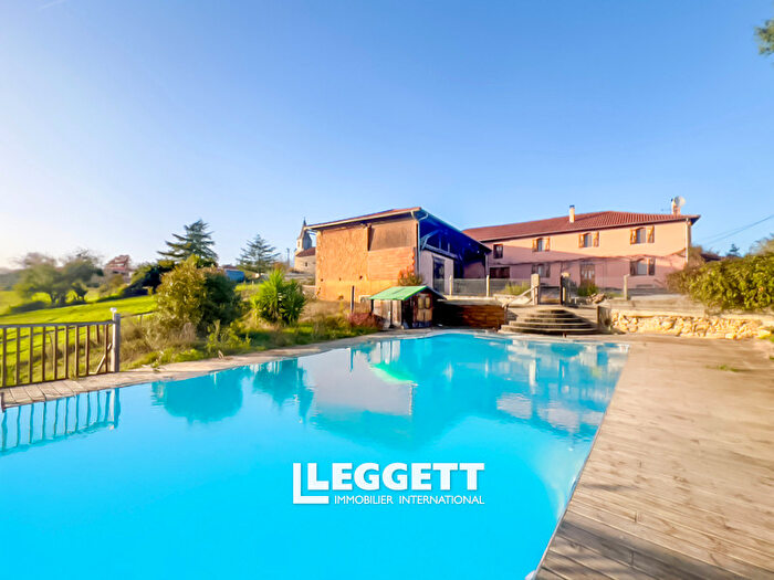 Maison à vendre - Saint-Loup-en-Comminges - 10 pièces - 7 chambres