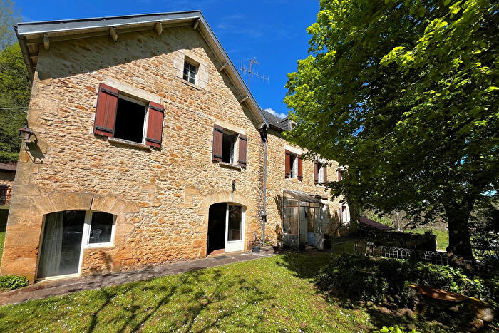 Maison 8 pièces à vendre à Gourdon