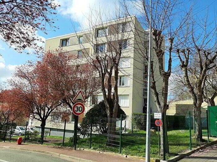 Appartement à louer - Président Roosevelt, Saint-Germain-en-Laye - 3 pièces - 2 chambres