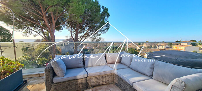 Maison à vendre - La Fare-les-Oliviers - 8 pièces - 5 chambres