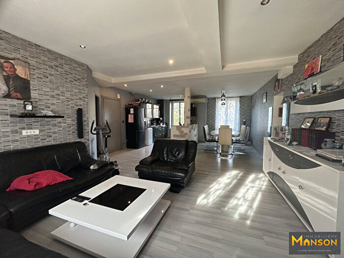 Appartement à vendre - Neuves-Maisons - 4 pièces - 3 chambres