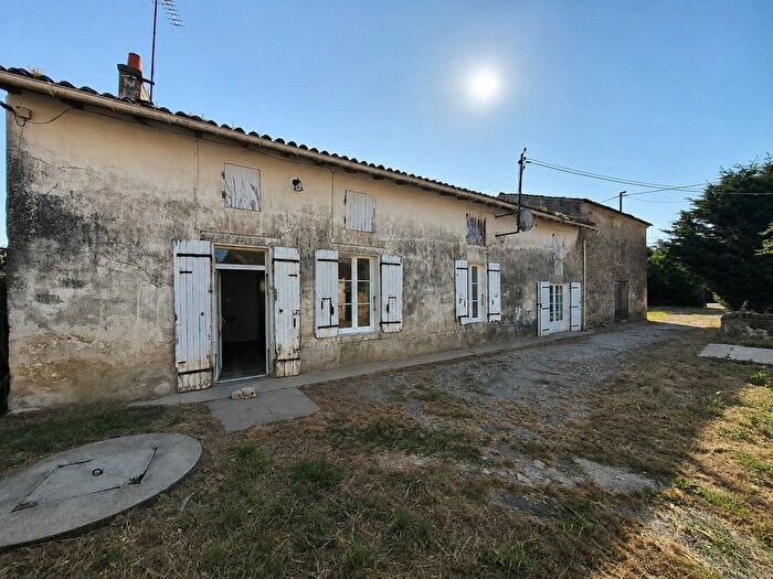 Maison 3 pièces à Archingeay, à vendre