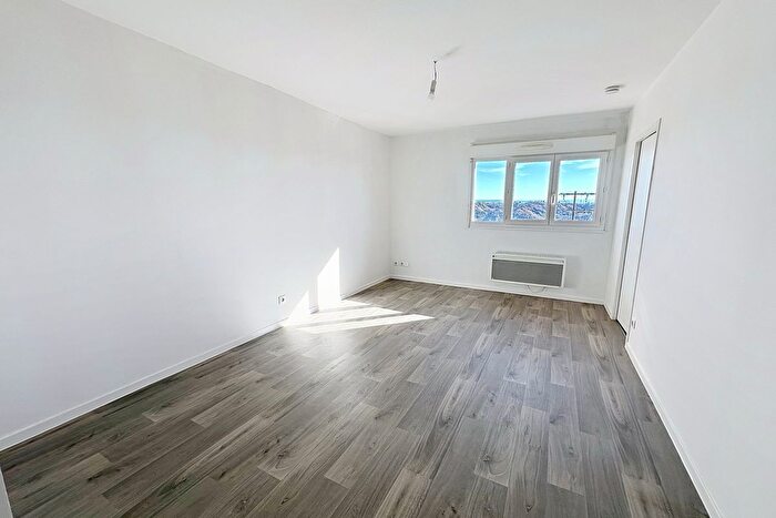 Appartement à vendre - Condrieu - 4 pièces - 3 chambres