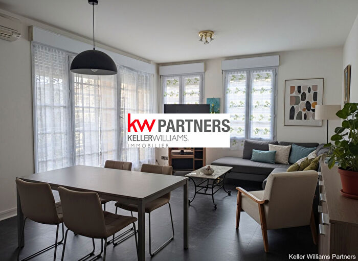 Appartement à vendre - Coutras - 3 pièces - 2 chambres