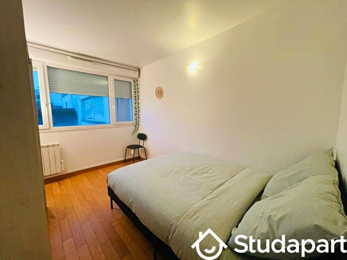 Appartement à louer - Guipons, Villejuif - 1 pièce - 3 chambres