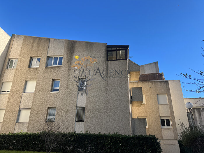 Appartement à louer - Bastia - 3 pièces - 2 chambres