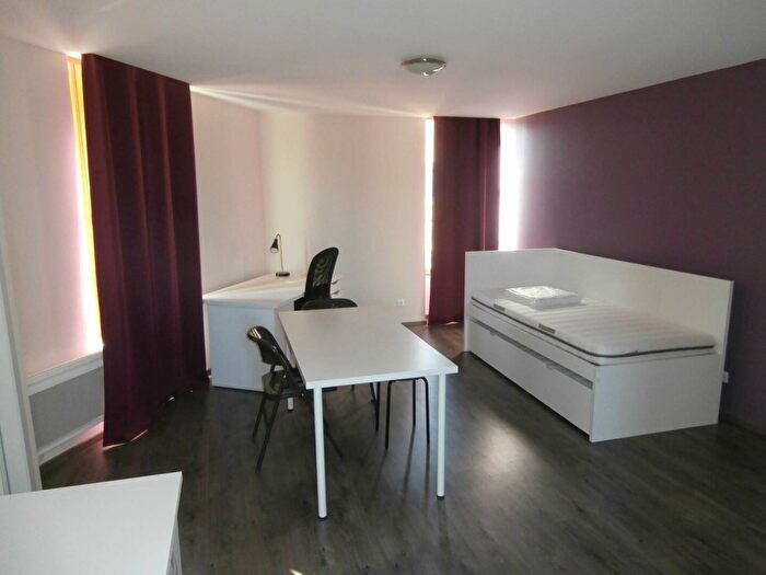 La Ville, Tournon-sur-Rhône : Appartement 1 pièce à louer