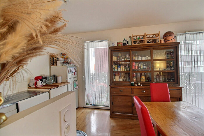 Appartement à vendre - Massy, Centre-ville - 5 pièces - 4 chambres