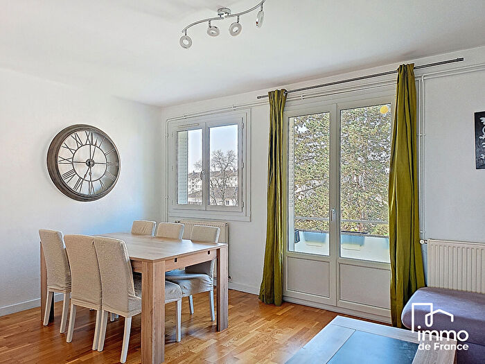 Appartement à louer - Bourg-en-Bresse, Vennes, Bouvent, Charmettes - 3 pièces - 2 chambres