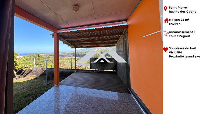 Maison à louer - Saint-Pierre, Bois dOlive - 3 pièces - 3 chambres