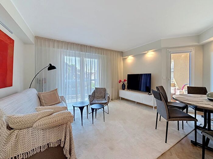 Appartement 3 pièces à Cannes, Californie Pezou, à vendre