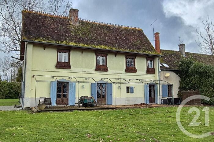 Maison à vendre - Saint-Usuge - 9 pièces - 5 chambres