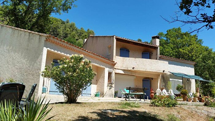 Maison 5 pièces à louer - Gréoux-les-Bains