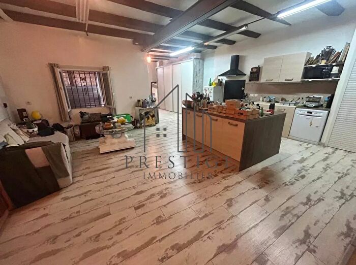 Maison 10 pièces à Marseille 15ème, La Cabucelle, à vendre