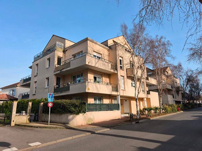 Appartement à louer - Gare, Saint-Gratien - 2 pièces - 1 chambre