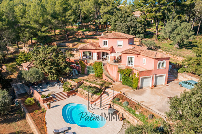 Maison à vendre - Bandol - 6 pièces - 4 chambres