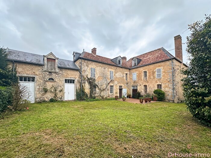 Maison 13 pièces à vendre - Nogent-le-Bernard