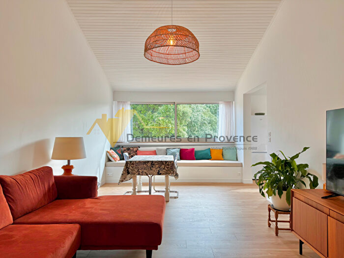 Appartement à vendre - Vaison-la-Romaine - 2 pièces - 1 chambre