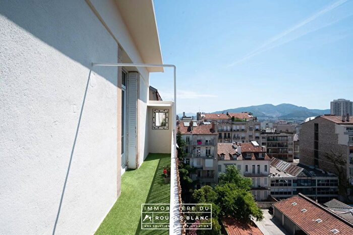 Appartement à louer - Périer, Marseille ème arrondissement - 4 pièces - 3 chambres