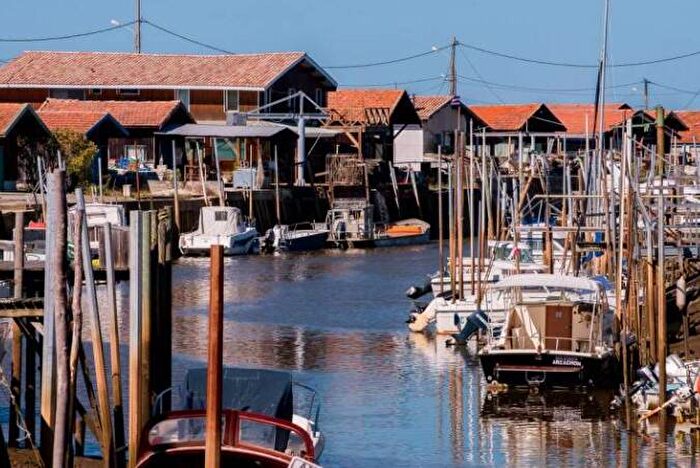 Maison à louer - Gujan-Mestras - 4 pièces - 3 chambres