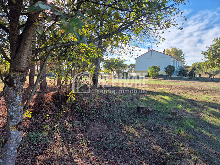 Saint-Martin-des-Noyers : Maison 4 pièces à vendre