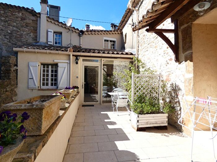 Saint-Paul-la-Coste : Appartement 4 pièces à louer