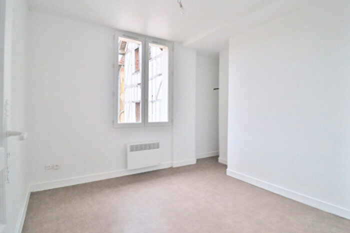 Troyes, Cathédrale : Appartement 2 pièces à louer