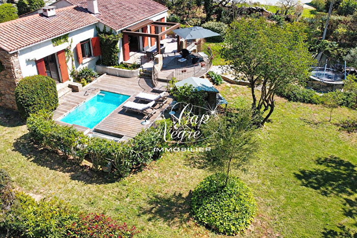 Maison 5 pièces à vendre à Bormes-les-Mimosas, La Favière, Le Gau, Cap-Bénet, Cabasson, Plages