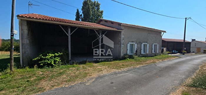 Saint-Méard-de-Gurçon : Maison 4 pièces à vendre
