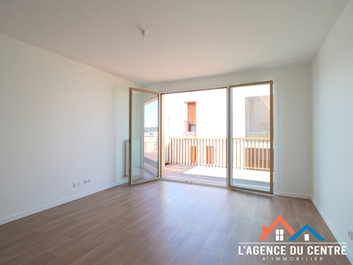 Appartement 3 pièces à louer à Carrières-sous-Poissy, Bords de Seine, Ile de la Dérivation