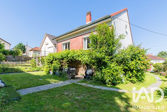 Maison 8 pièces à vendre à Ris-Orangis, Mairie, Hameaux