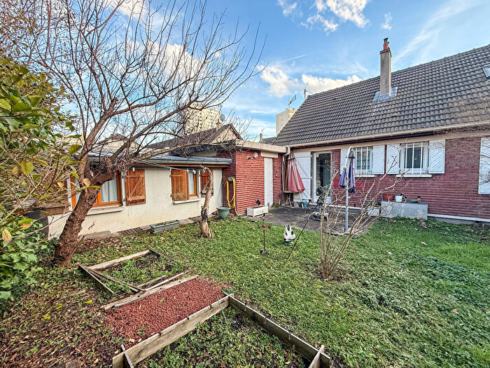 Maison à vendre - Épinay-sur-Seine, La Source, Les Presles - 4 pièces - 2 chambres