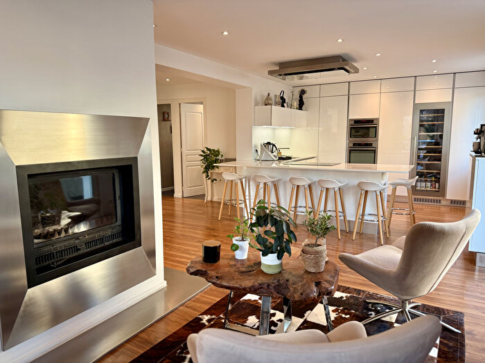 Maison à vendre - Cran-Gevrier, Centre-ville, Le Vernay, Les Iles - 6 pièces - 5 chambres