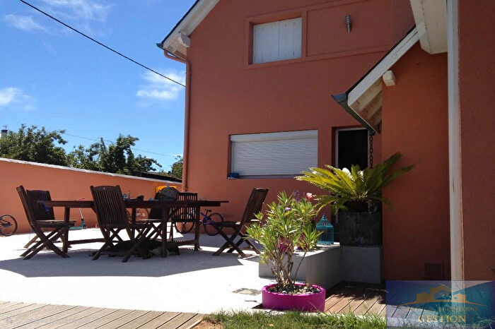 Maison à vendre - Pontacq - 6 pièces - 4 chambres