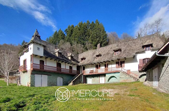 Maison à vendre - Saint-Hippolyte - 15 pièces - 12 chambres