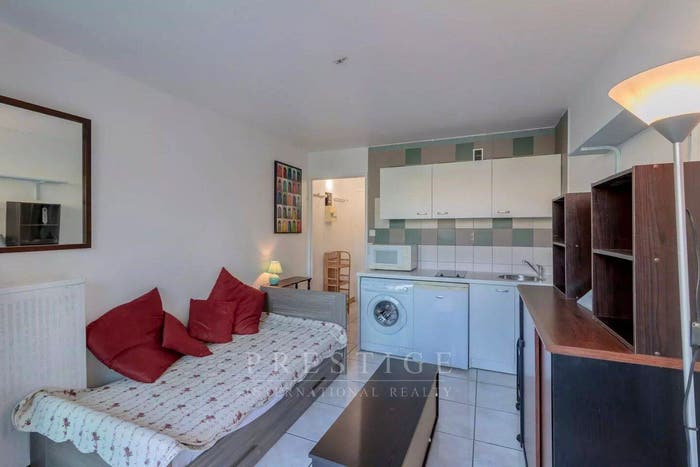 Appartement 1 pièce à louer - Vieille Ville, Antibes