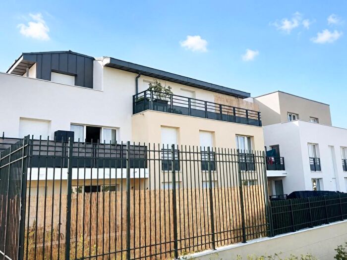Corbeil-Essonnes, Montconseil : Appartement 2 pièces à louer