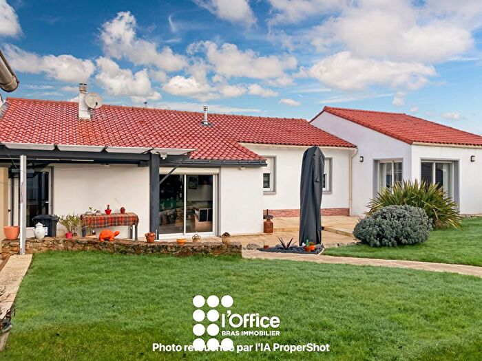 Maison à vendre - La Roche-sur-Yon, Pyramides, Jean-Yole - 5 pièces - 4 chambres