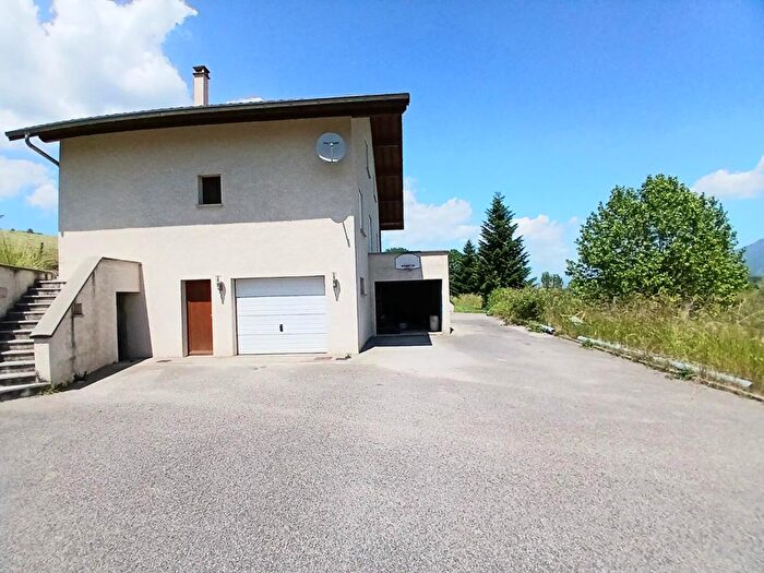 Maison 5 pièces à Cuzieu, à vendre
