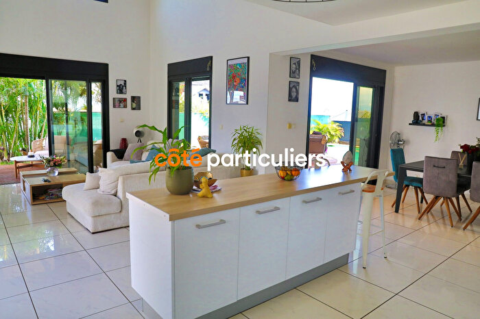 Maison à vendre - Saint-Paul, Saint-Gilles les Bains - 6 pièces - 4 chambres